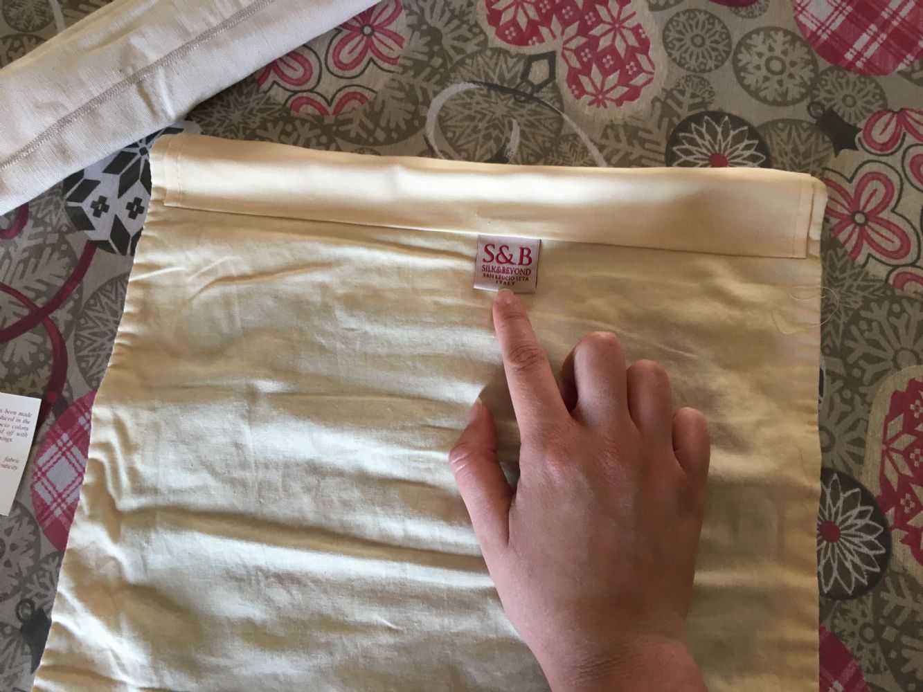 Baratto/Scambio: Arazzo in seta [ Un po’ di tutto] a Santa Maria Capua ...