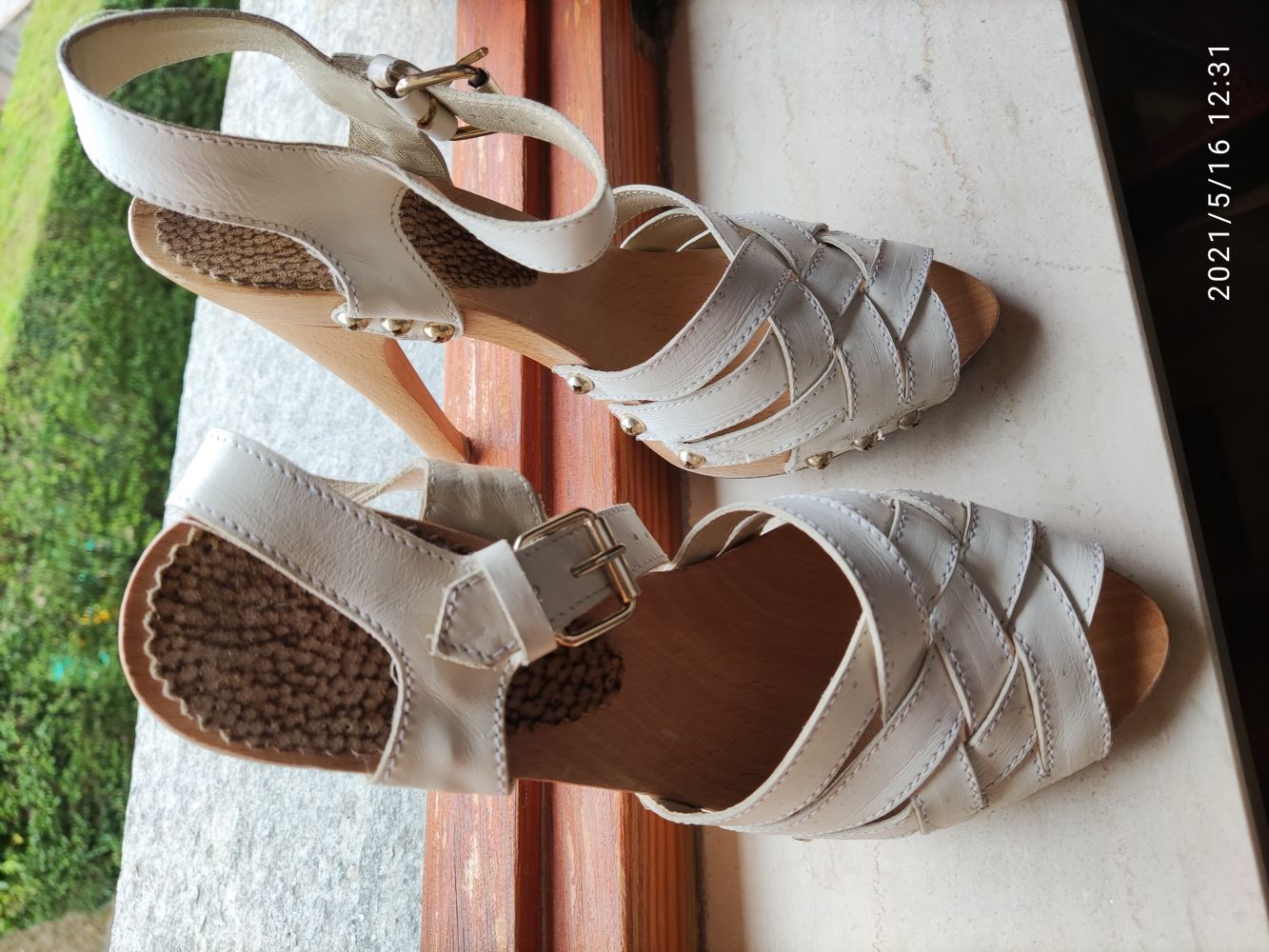 Baratto/Scambio: Sandalo Borbonese n.37 [ Bimbi/Vestiti e scarpe] a ...